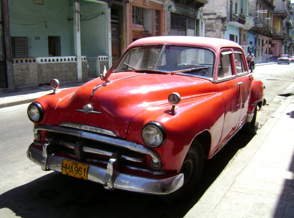 Travel Photo Thursday: Cuba's Classic Cars | InsideJourneys